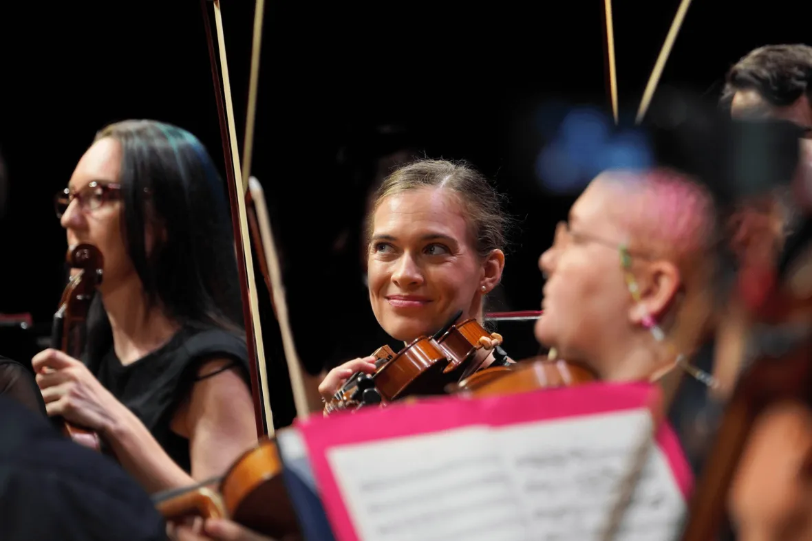 Darwin Symphony Orchestra to light up CDU Amphitheatre | Charles Darwin ...