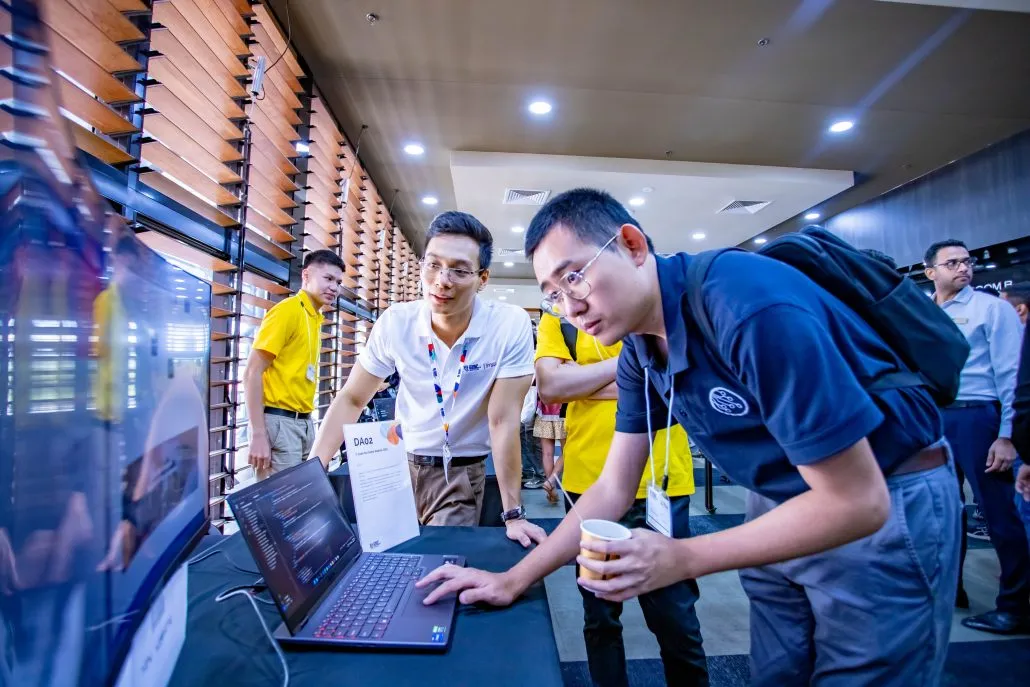 CDU IT Code Fair Expands to Second Location | Mirage News